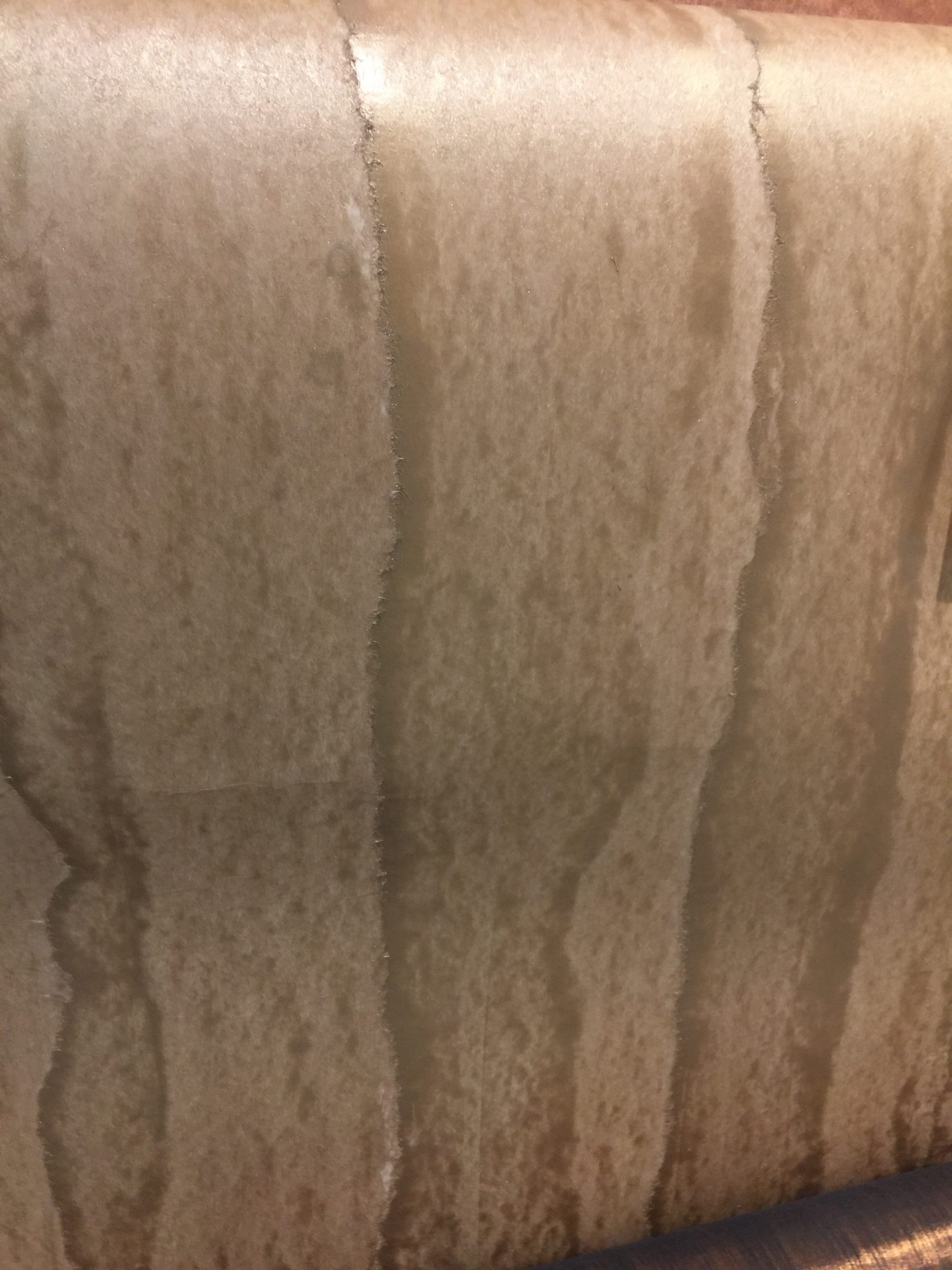 Aged Stone Vertical Sail Cloth - Textures in Wallcovering
